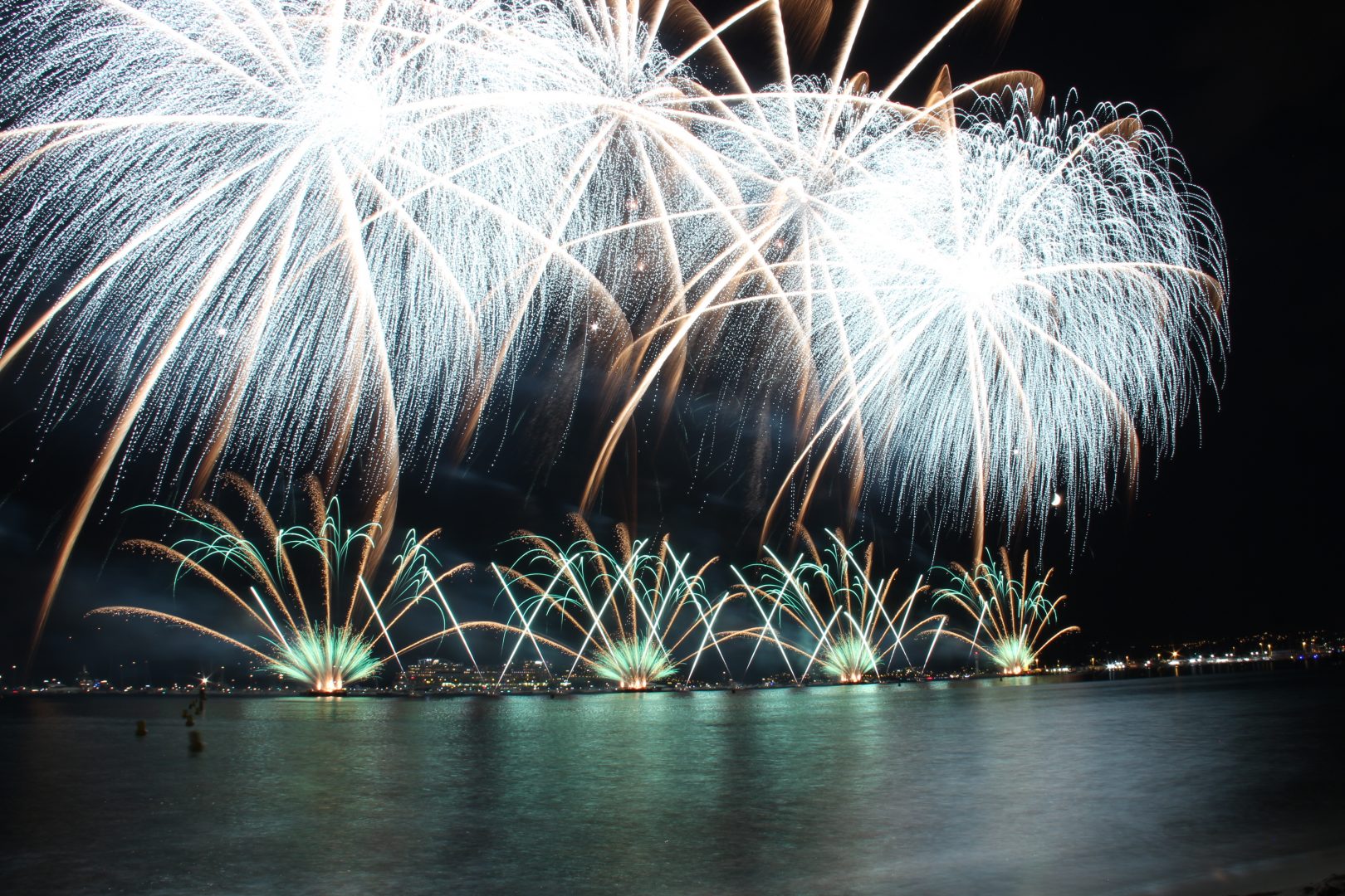 spectacle pyrotechnique de Cannes